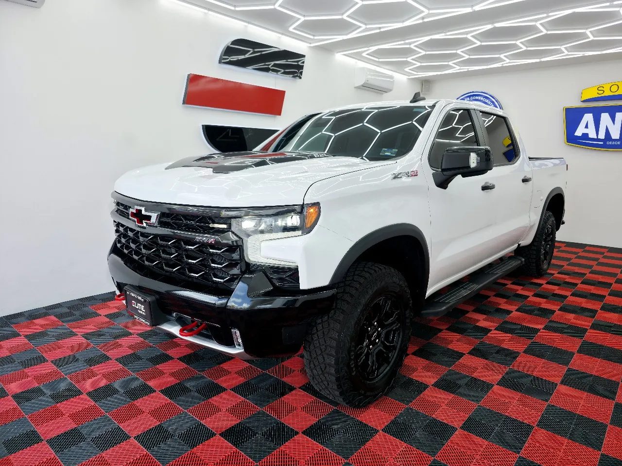 Chevrolet Cheyenne ZR2 2023 - Elite Motors