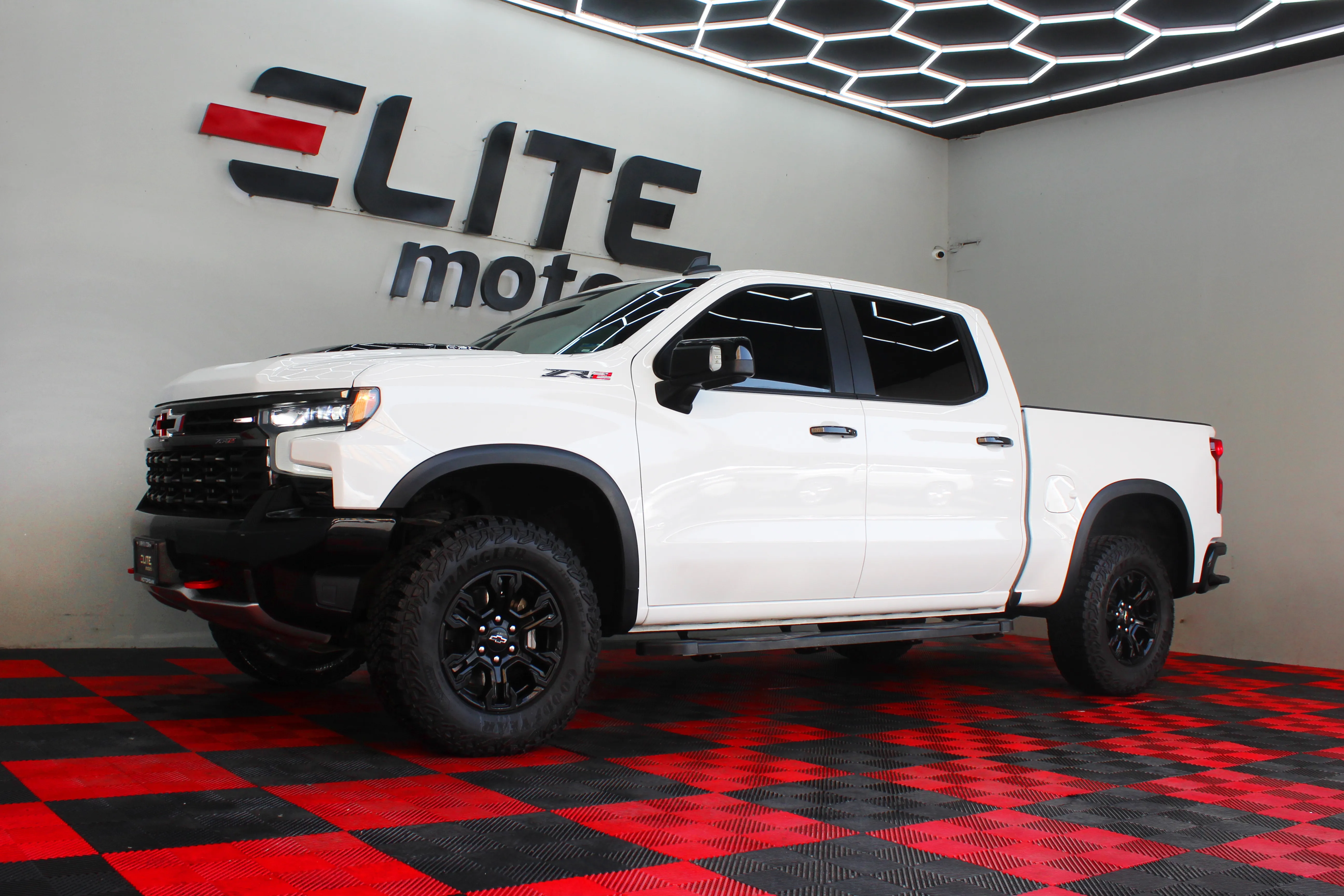 Chevrolet Cheyenne ZR2 2023 - Elite Motors