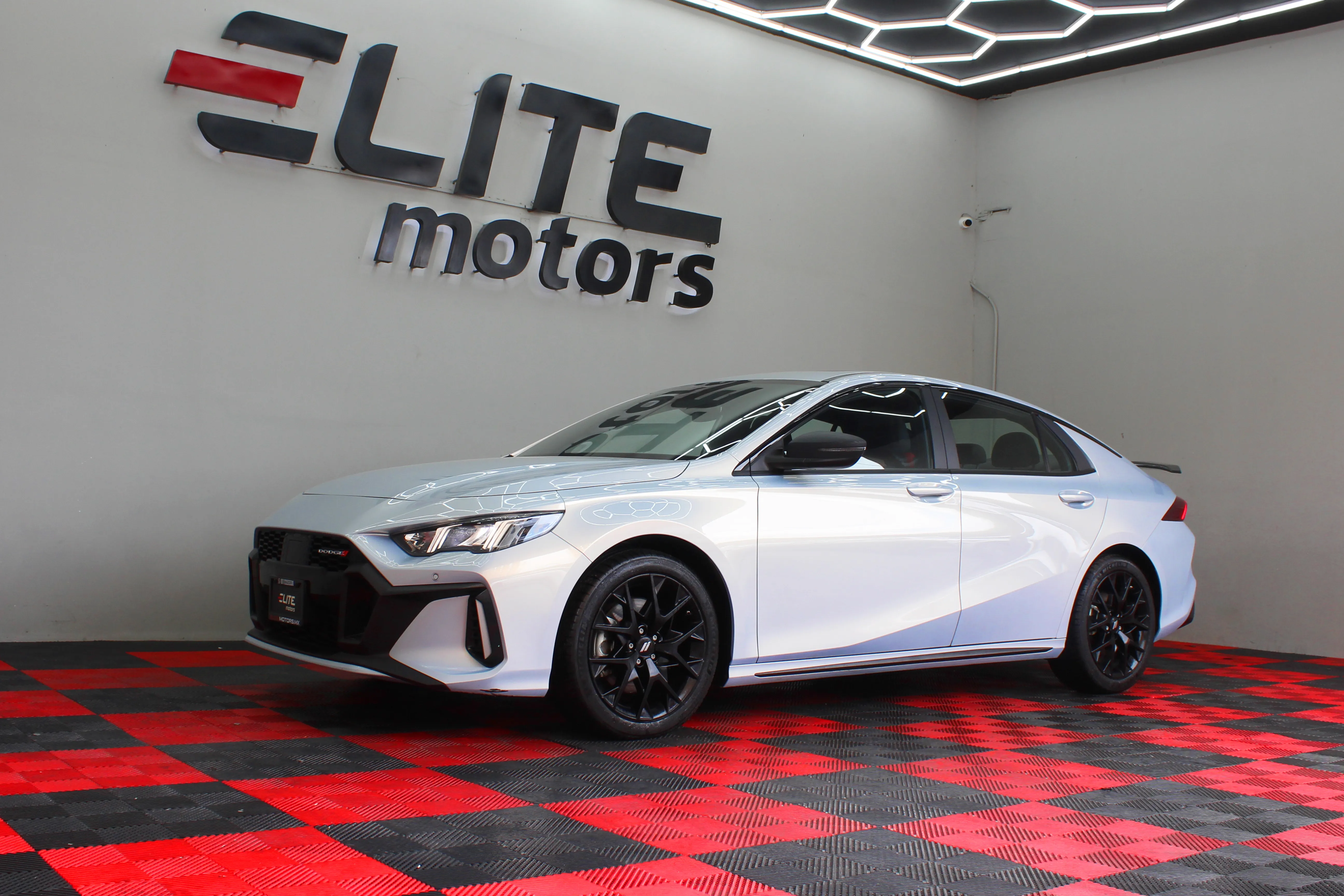 Dodge Attitude GT 2025 - Elite Motors