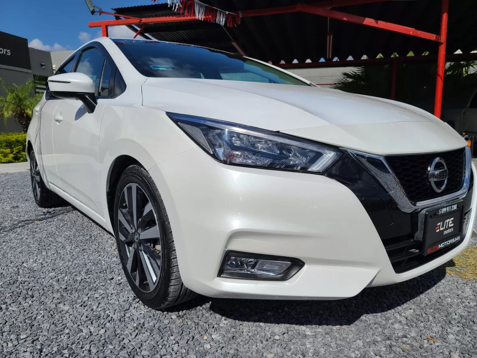 Nissan versa exclusive 2020 - Elite Motors