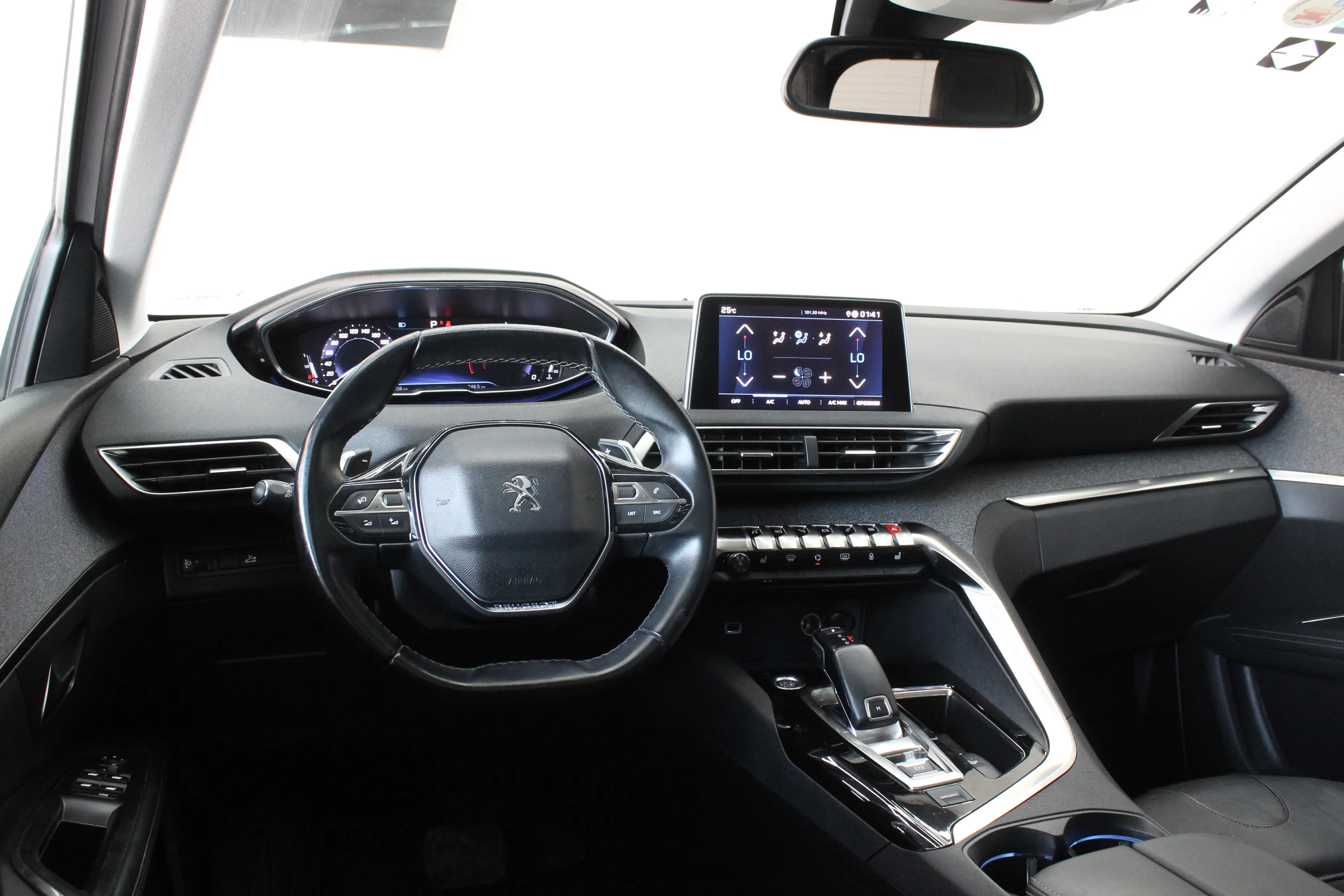 Peugeot 5008 Allure Pack 2020 - Elite Motors